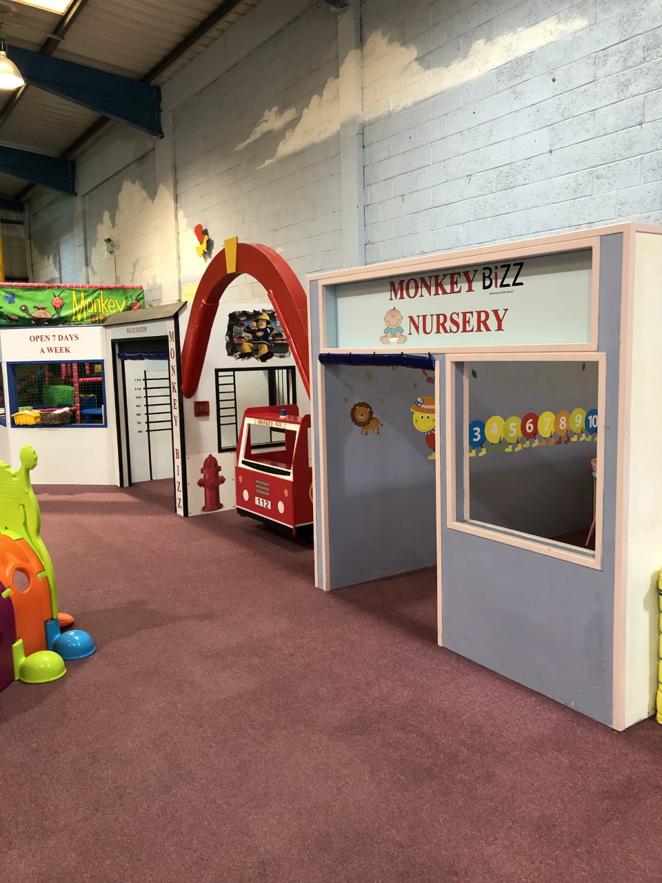 Monkey Bizz - Gallery